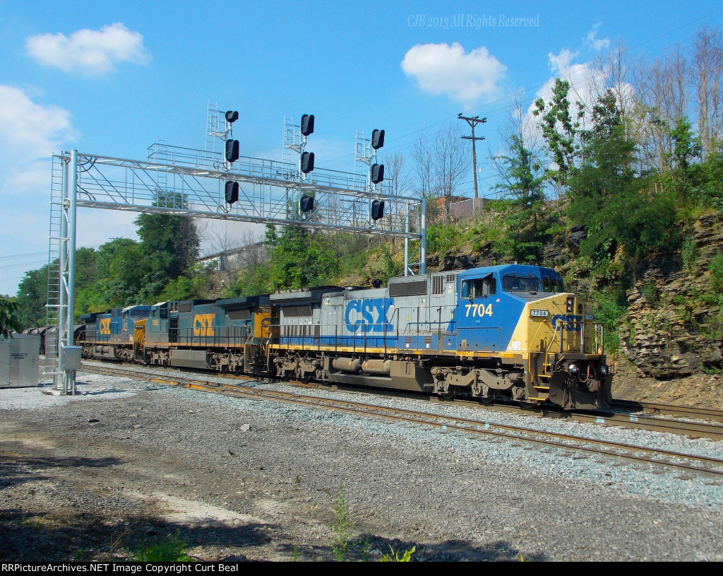 CSX 7704, 7805, 573
